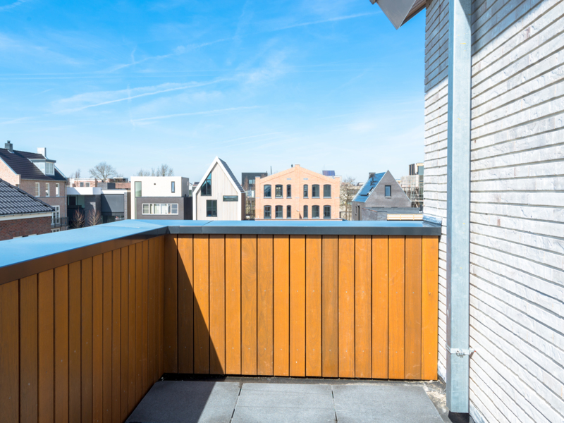 Basralocus hout met fsc keurmerk - Van den Berg Hardhout