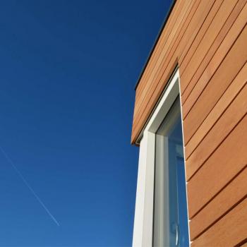 Chalets van Louro Gamela hout - Van den Berg Hardhout